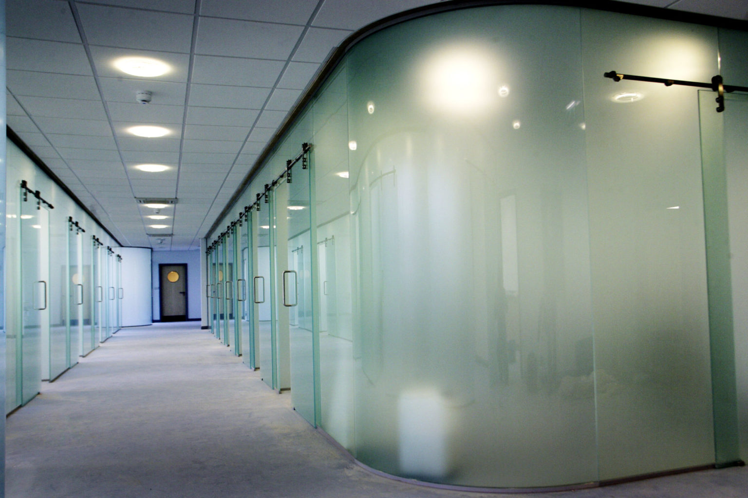 Maintain Privacy In Glass Partition Rooms - Office Blinds & Glazing